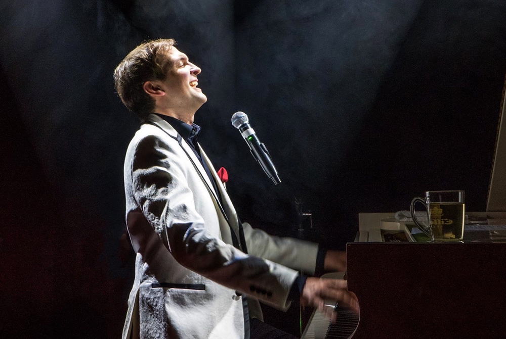 Alex Parker mit den größten Hits von Udo Jürgens | Leo Theater