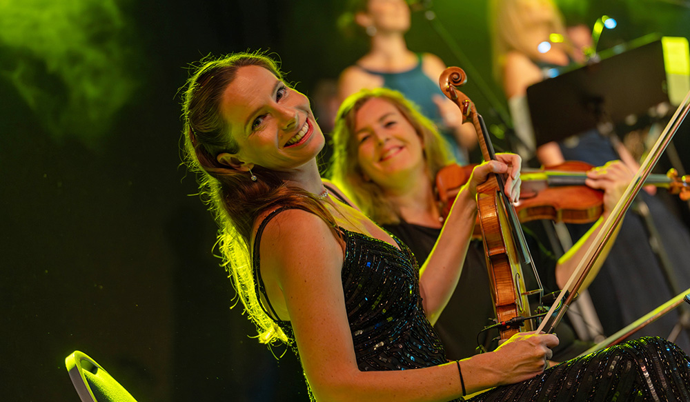 Udo-Jügens-Show mit Alex Parker und Stargeigerin | Leo Theater